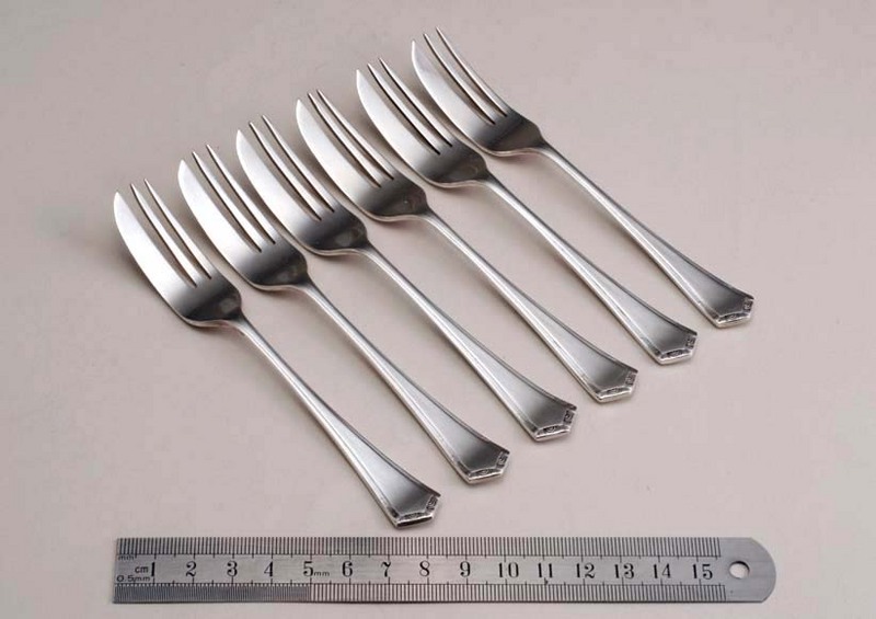 Leopard Antiques Art Deco Silver Cake Forks (set of 6)