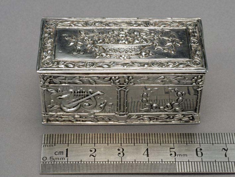 Leopard Antiques Hanau Silver Box - Pseudo Hallmarks, Gebruder Dingeldein