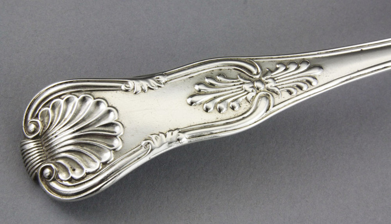 Leopard Antiques Cape Silver Gravy Spoon - Twentyman, Kings Pattern