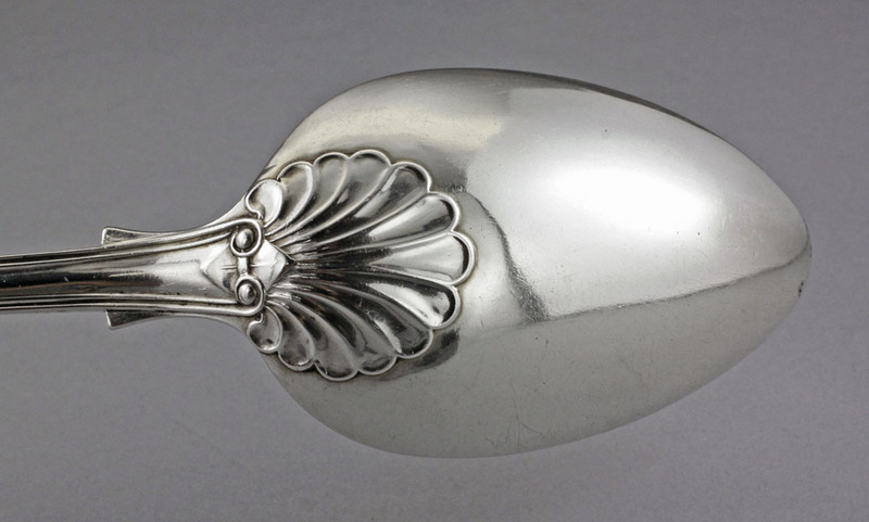 Leopard Antiques Cape Silver Gravy Spoon - Twentyman, Kings Pattern