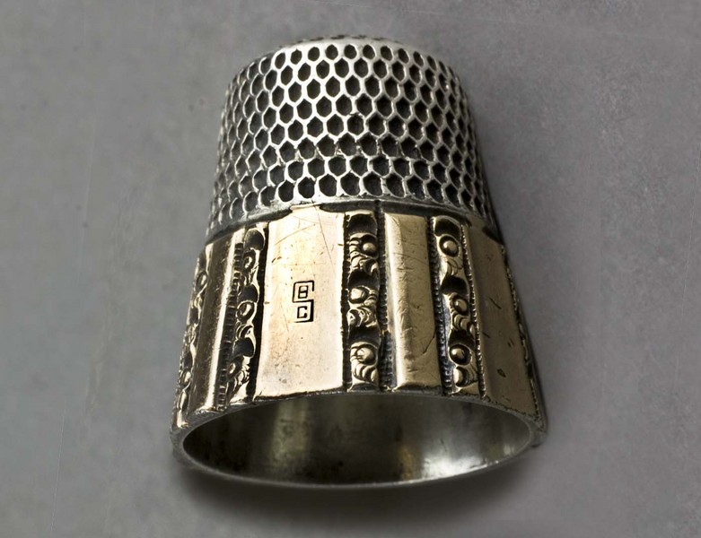 Leopard Antiques Antique Sterling Silver and Gold Thimble - Stern