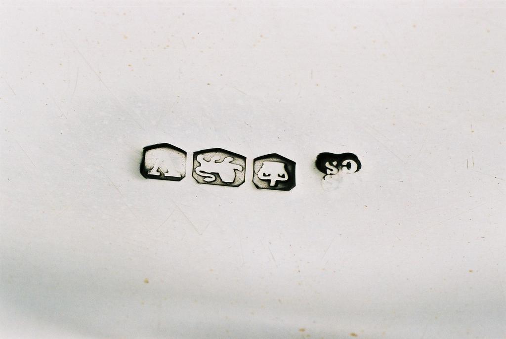 Leopard Antiques Silver tazza with Celtic design