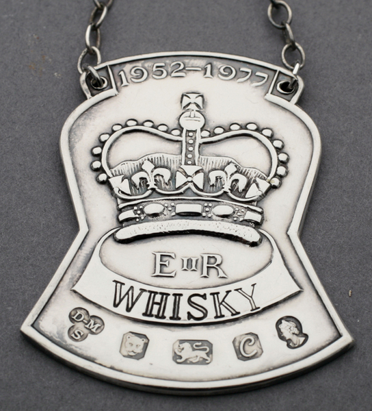 Leopard Antiques Commemorative Silver Whisky Wine Label - Silver Jubilee