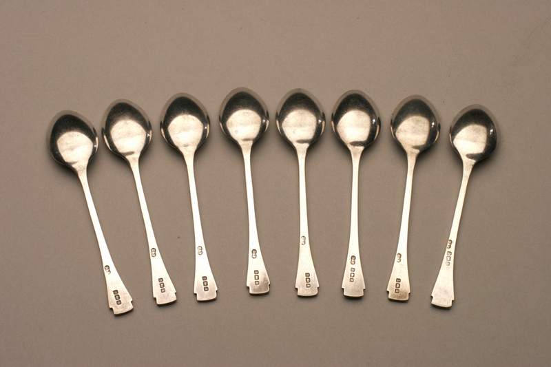 Leopard Antiques Art Deco coffee spoons (8 in box)