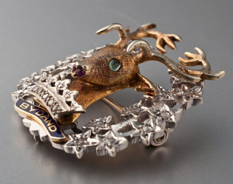 Leopard Antiques Gordon Highlanders Gold and Diamond Sweetheart Brooch ...