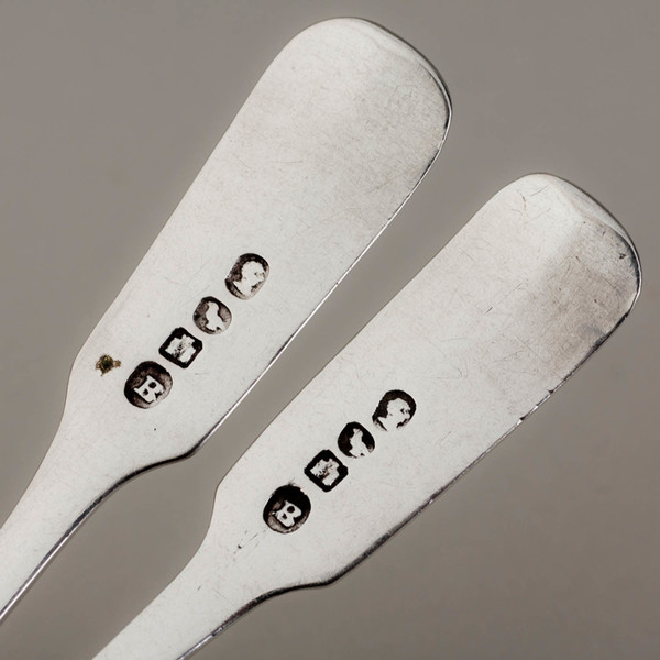 Leopard Antiques Cape Silver Teaspoons (Pair) - Lawrence Twentyman ...