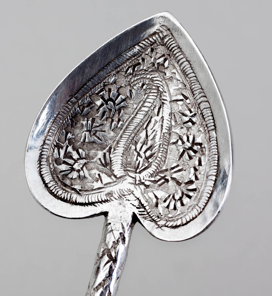 Leopard Antiques Indian Silver Heart Shaped Teaspoons (Set of 6) - Raj ...