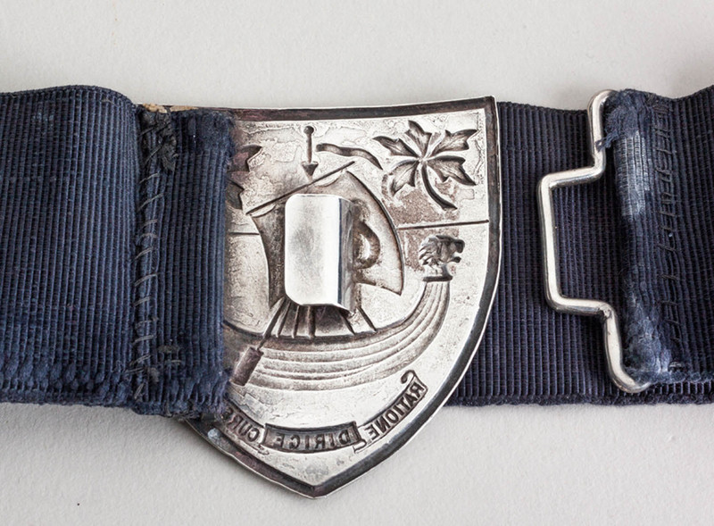 Leopard Antiques University College Hospital London Silver Nurse's Belt ...