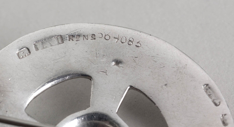 Leopard Antiques Iona Silver Prioress Anna Disc & Shield Brooch ...