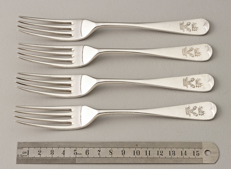 Leopard Antiques Old English Pattern Sterling Silver Dessert Forks (Set ...