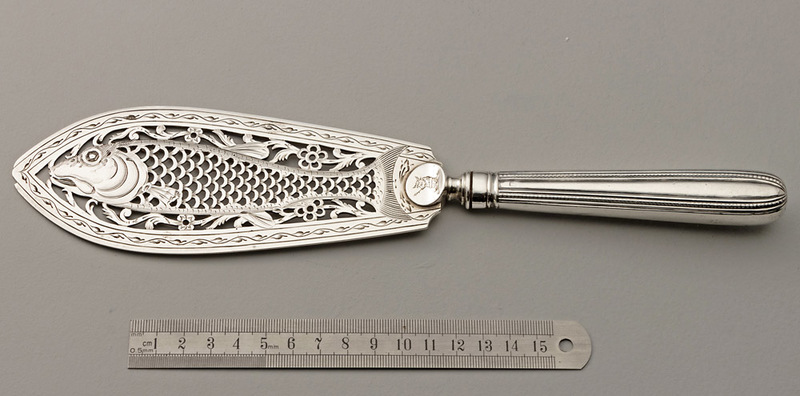 Leopard Antiques Georgian Silver Fish Slice - William Plummer