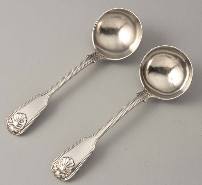 Leopard Antiques Indian Colonial Silver Sauce Ladles (Pair) - Hamilton ...