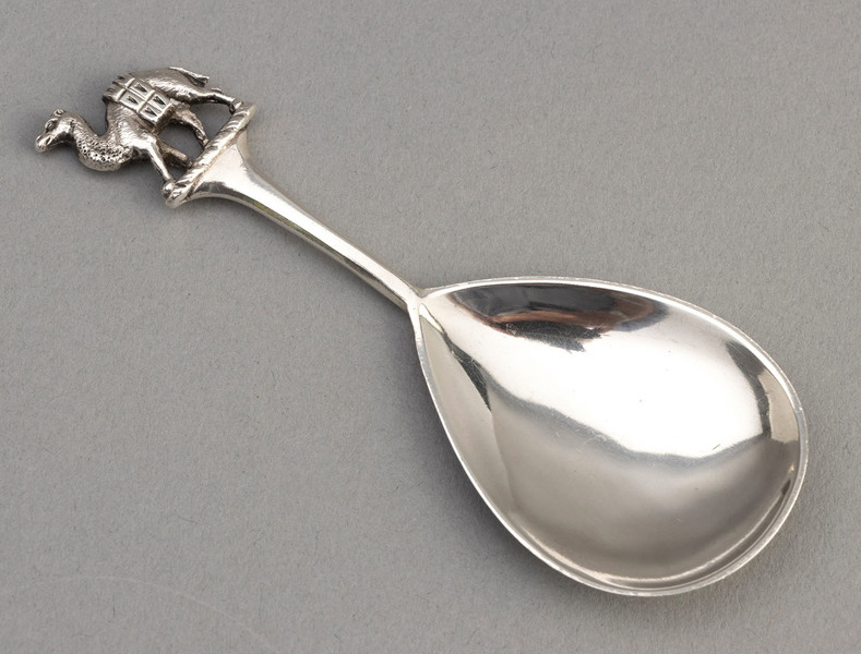 Leopard Antiques Victorian Silver Worshipful Company of Grocers Caddy ...