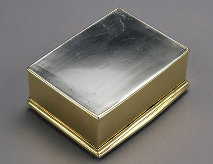Leopard Antiques Irish Silver Freedom Box - Londonderry
