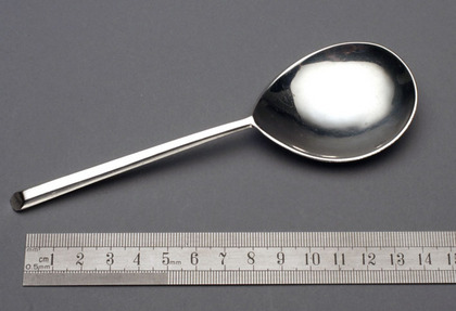 Leopard Antiques Slip Top Spoon - Jubilee hallmark